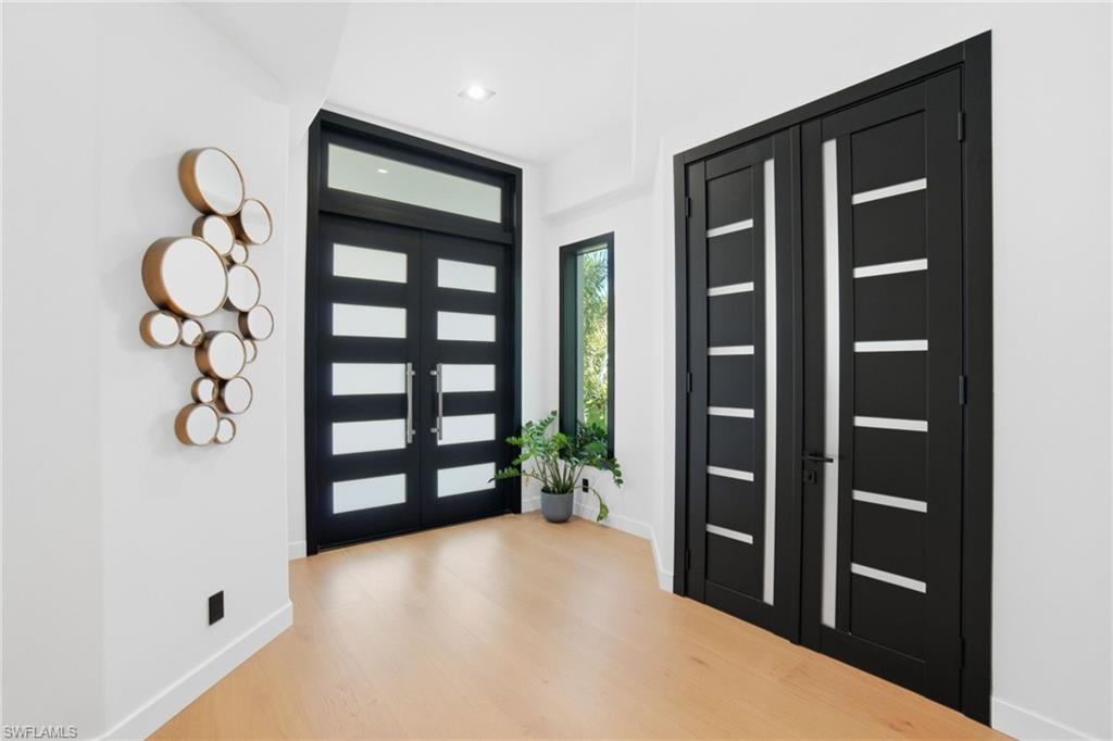 1506 Jewel Box ave, Oyster Bay, FL 34102 | SWFL Residence