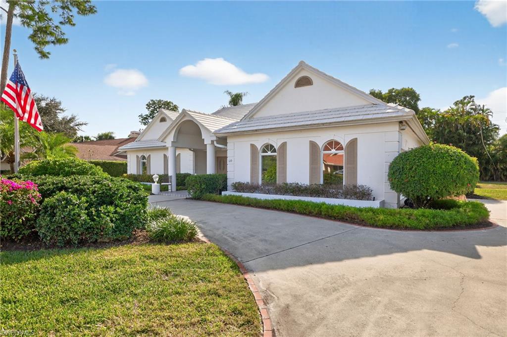 129 Edgemere way, Wyndemere, FL 34105 | SWFL Residence